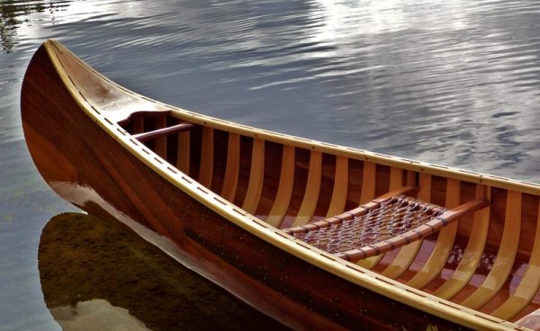 Rhéaume Canoes | Traditional cedar and Ultra-Light Kevlar and Carbon Canoes